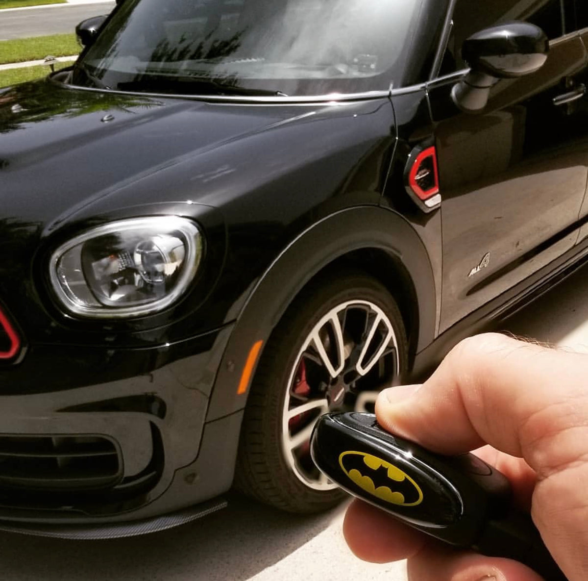 🦇 Batman Alloy Metal Key Fob Case – FUNFOB